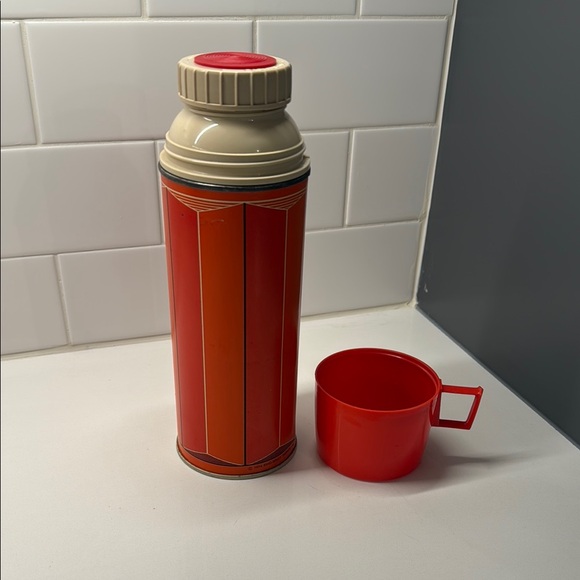 Thermos | Dining | Thermos Red And Cream Retro Water Bottle | Poshmark